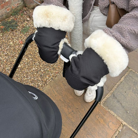 The Best Fit Sheepskin Footmuff for your Thule Urban Glide – Baa Baby